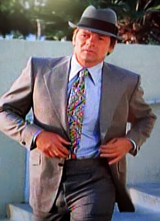 Poseidon's Underworld: Bulges You Can't Beat (...though you might want to!)