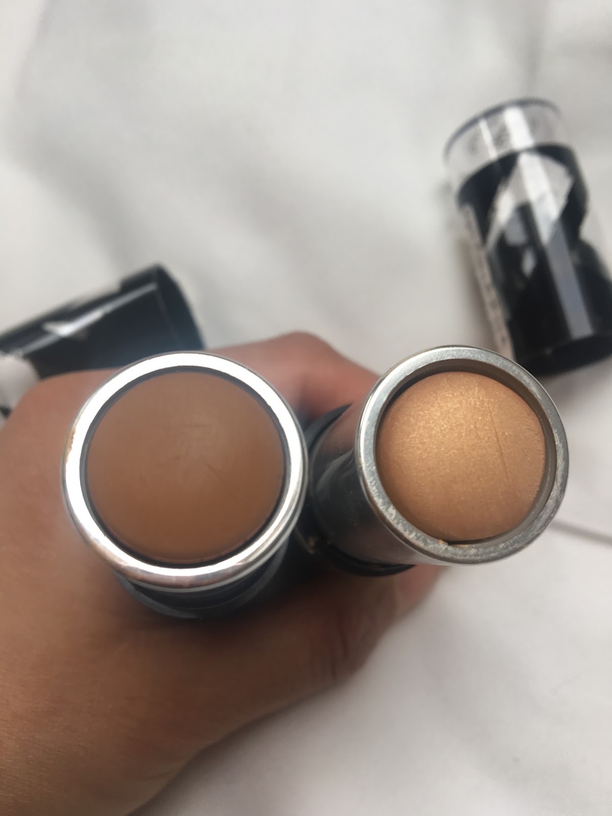 Review: L'Oréal Infallible Shaping Stick Foundation & L'Oréal ...