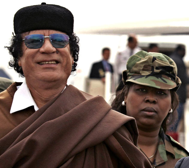 TENDAI TODAY: Gaddafi's Women Bodyguards: Photos Of The Amazonian Guard