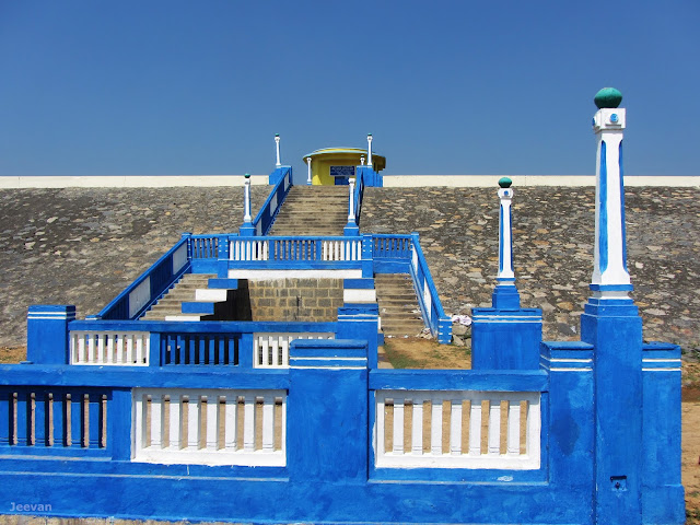 Jeevan's World: Veedur Dam irrigation and Intake tower