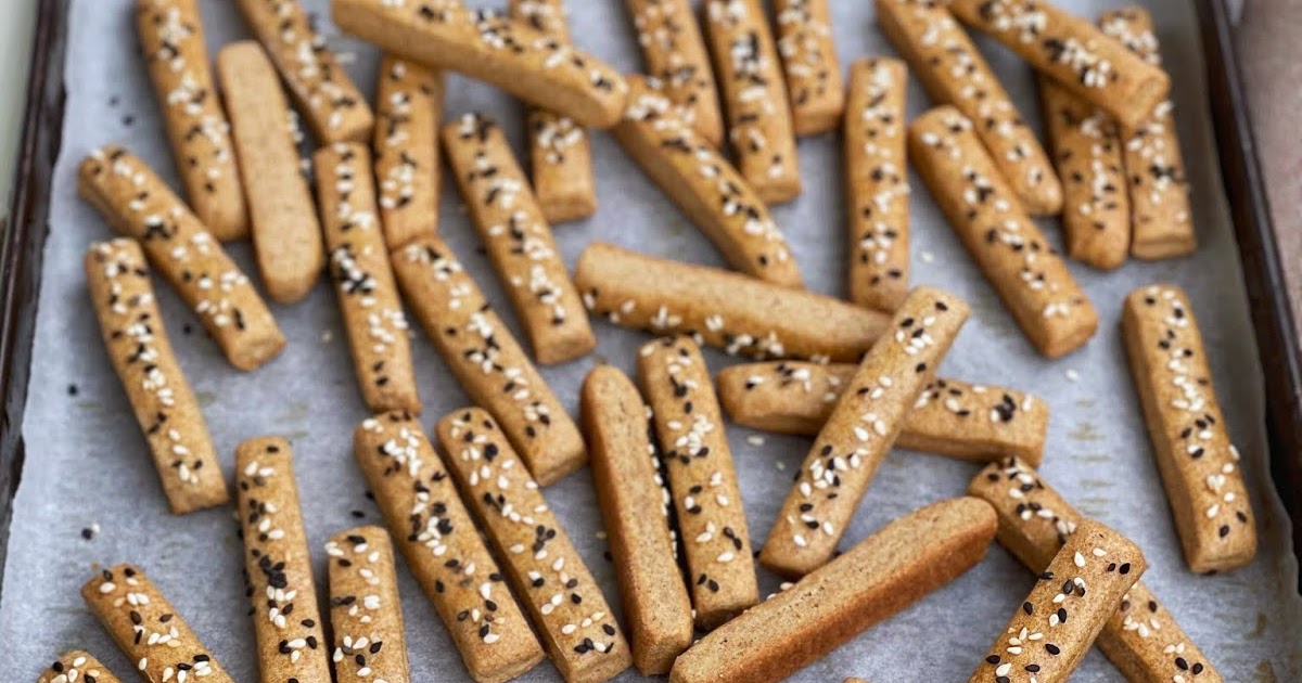 Kipróbált és bevált receptek ...: Tehéntúrós sós rudak