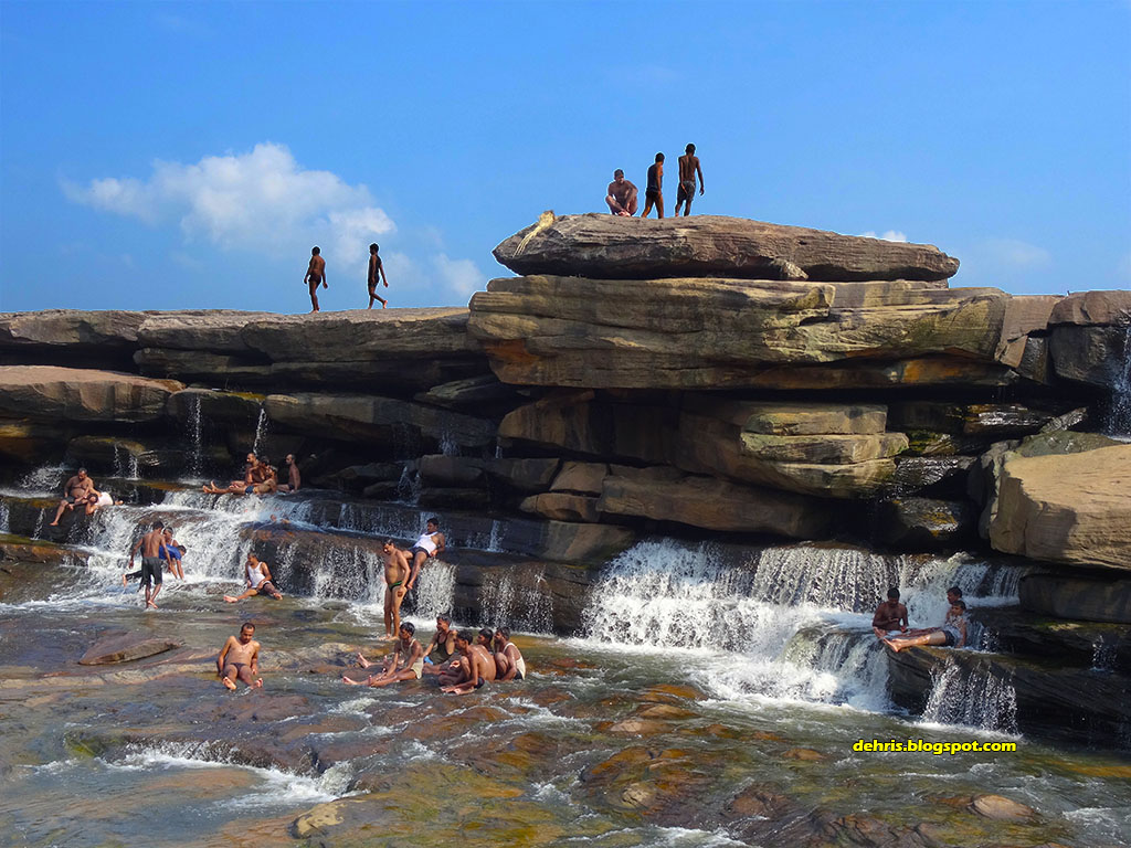 Manjhar Kund (मांझर कुंड) Waterfalls - Sasaram, Rohtas, Bihar