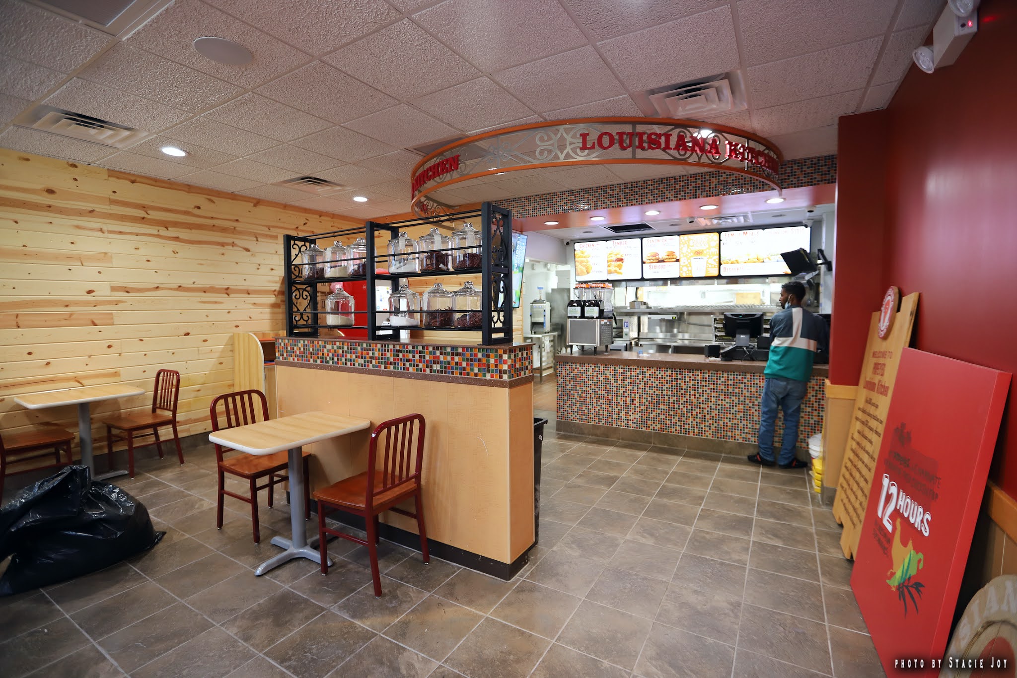 Popeyes Restaurant Interior
