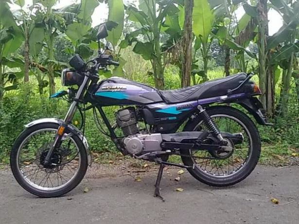 Spesifikasi Honda GL Max Neotech - Si Bandel, Irit nan Tangguh | Motor Tuo