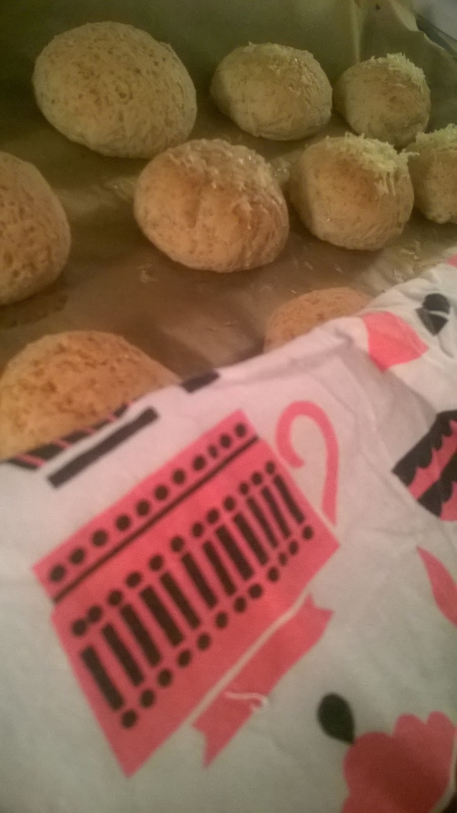 Leivotaan gluteenitonta - anopin sämpylät uusiin ja rapea pizzapohja