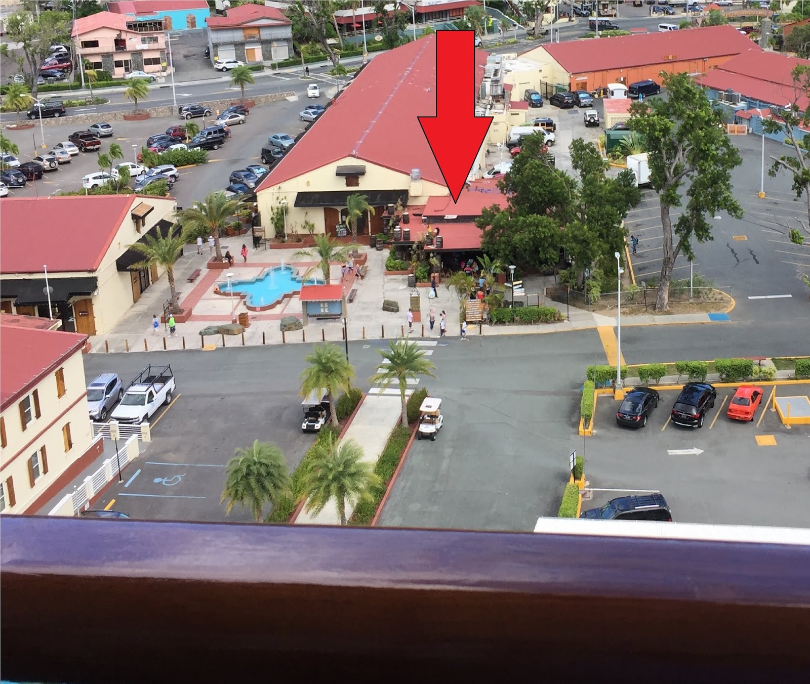 Deb's Days: Yummy Monday - The Smoking Rooster in St. Thomas