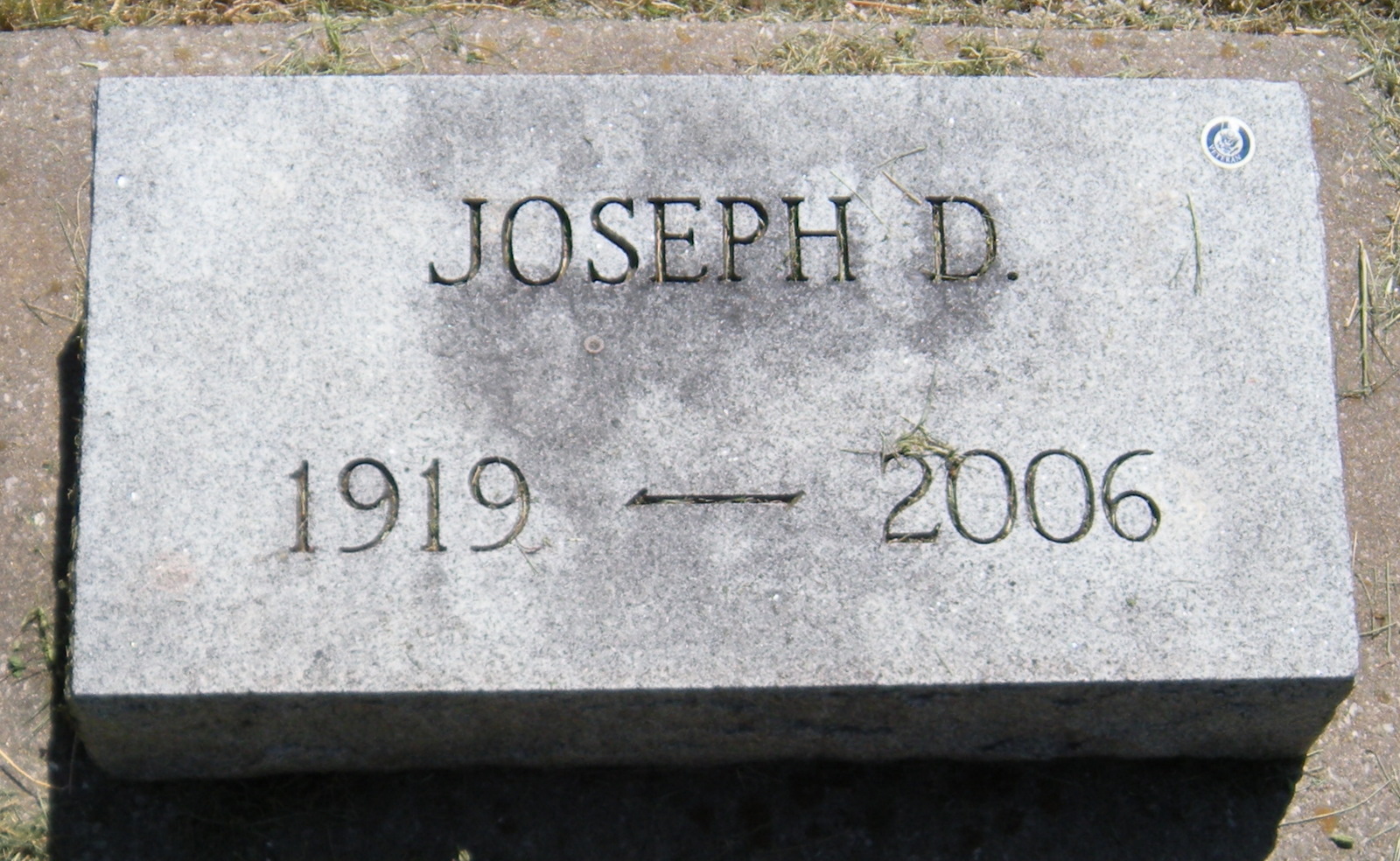 Escape to the Silent Cities: The Great Pyramid In Missouri