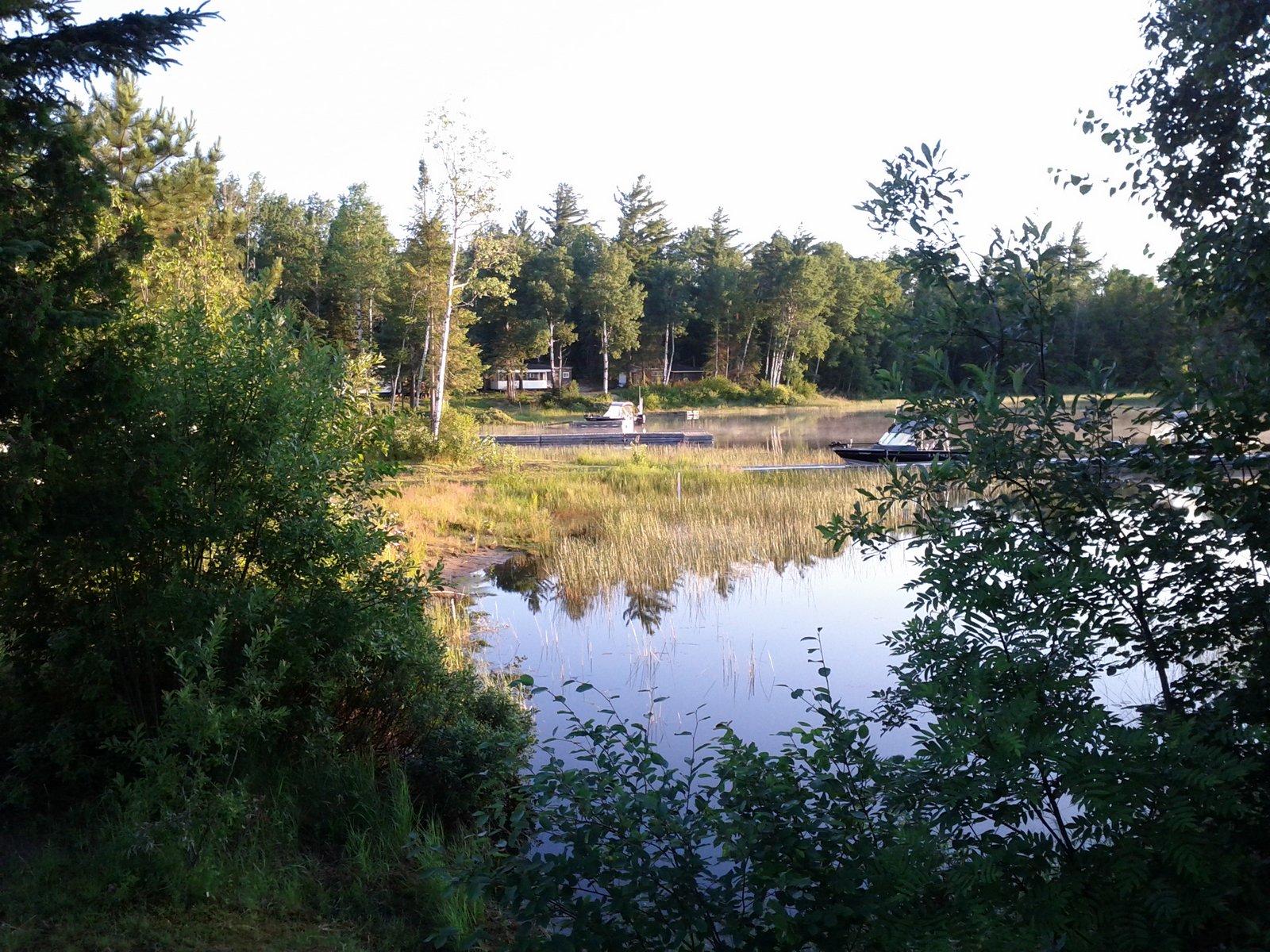 Deer Horn Lodge: Deer Horn Lodge, Cabonga Reservoir, Québec, Canada