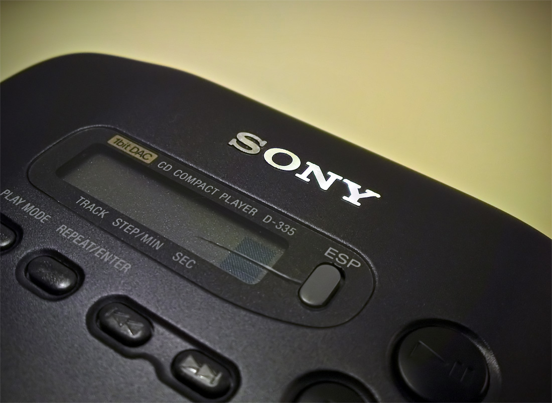 Marlene's Musings: Review: Sony D-121, Sony D-EJ 250, Sony D-EJ 725 ...