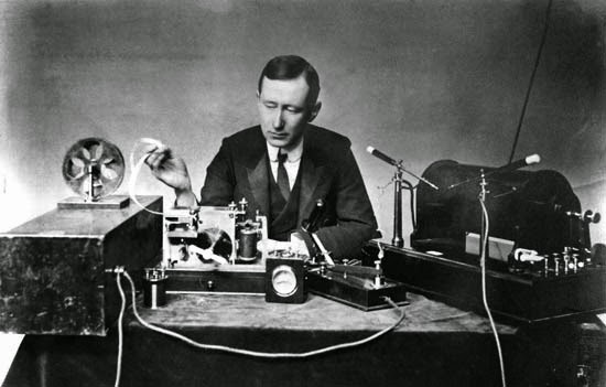 Evolution Of Inventions: RADIO