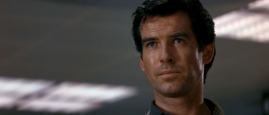 Hamlette's Soliloquy: "GoldenEye" (1995)