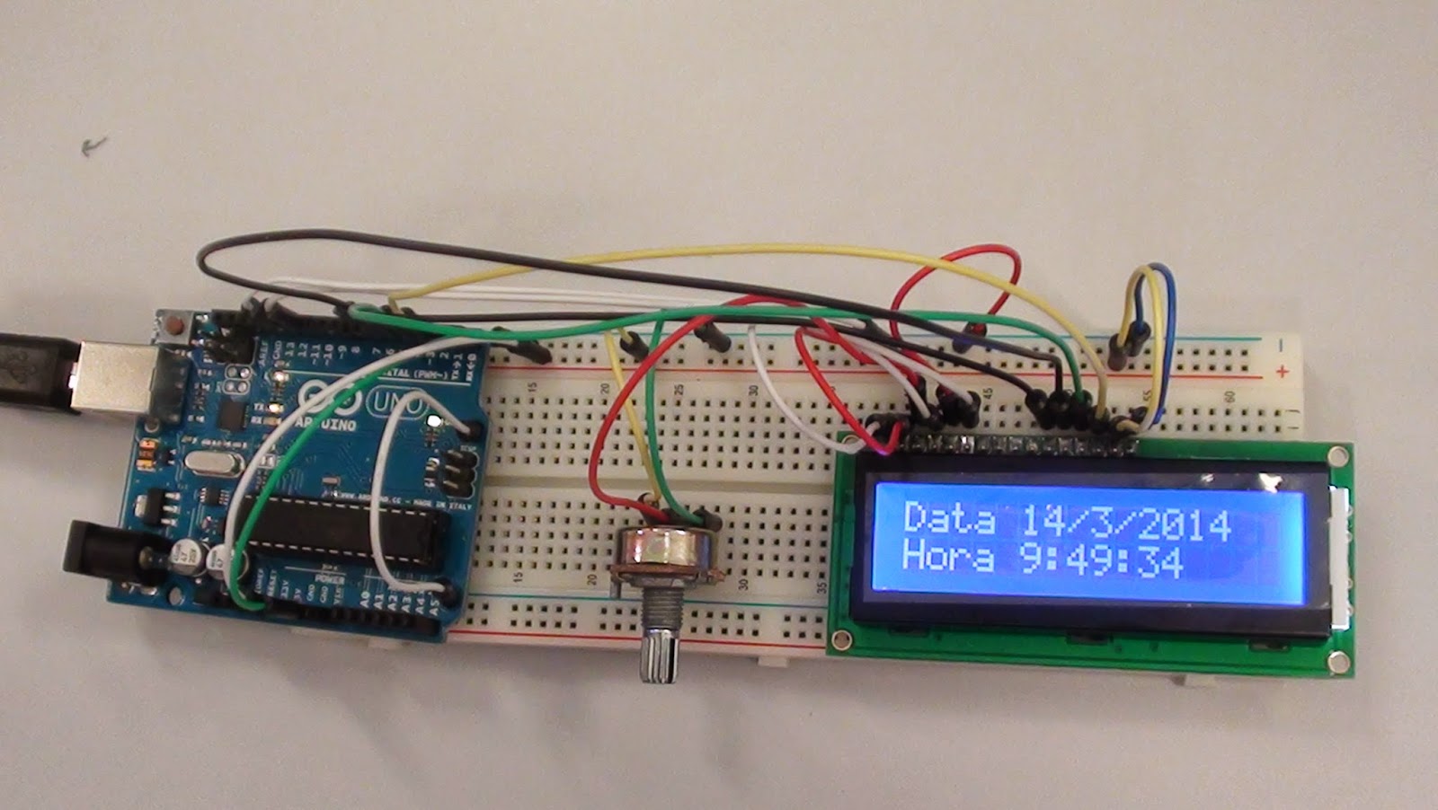 Robotics School: Projeto: Relógio com o Arduino