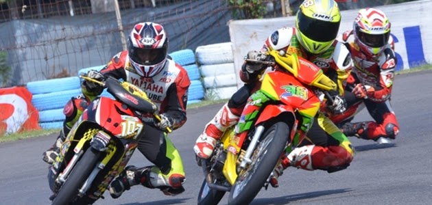 Gambar Motor Road Race | R-way Collection