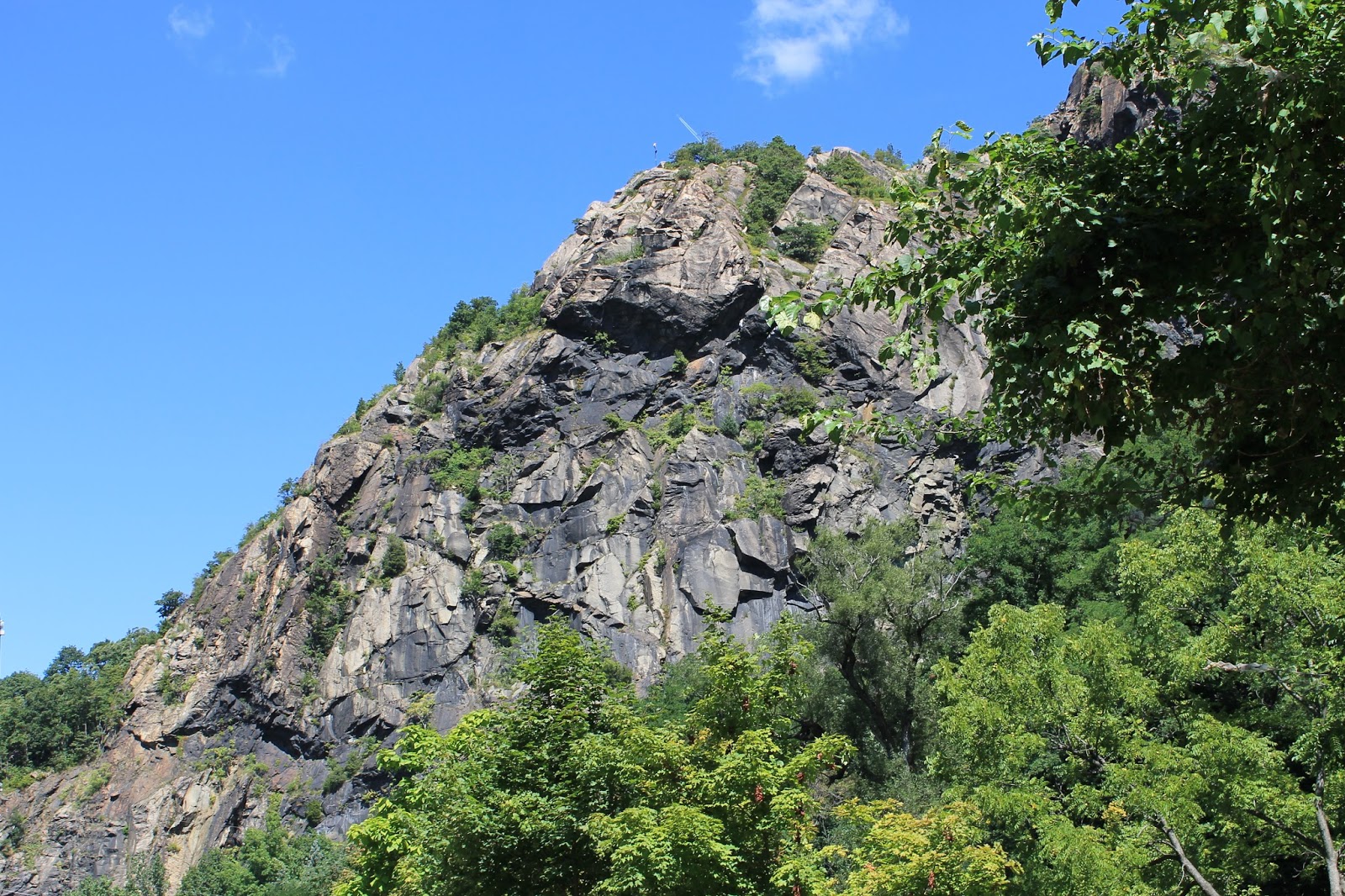 blah blah blah: Breakneck Ridge Hike