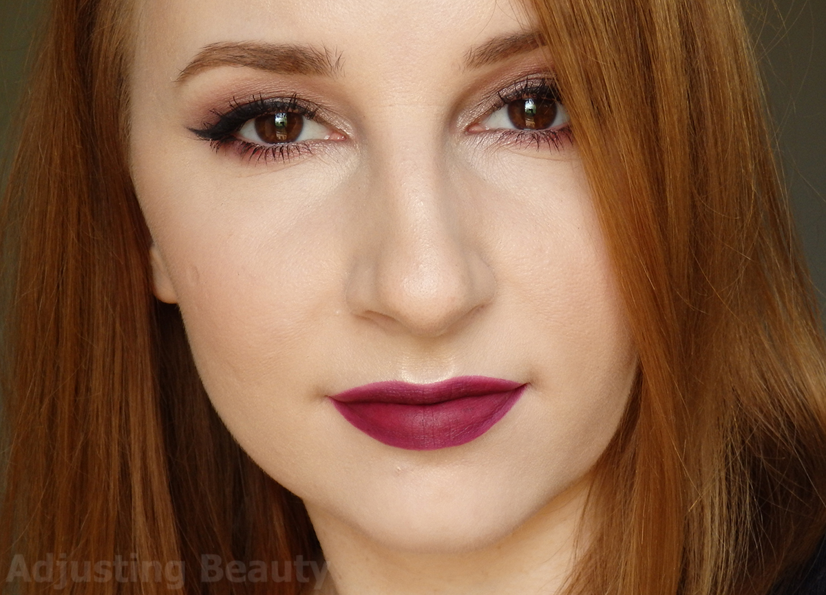 Avon Rare Flowers Night Orchid Makeup - Adjusting Beauty