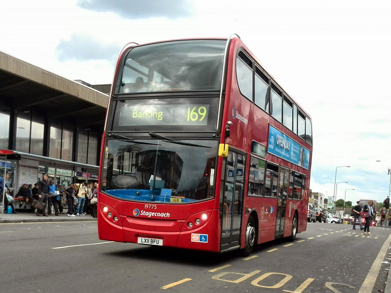 The London Bus Blog: London Bus Routes 100 - 199