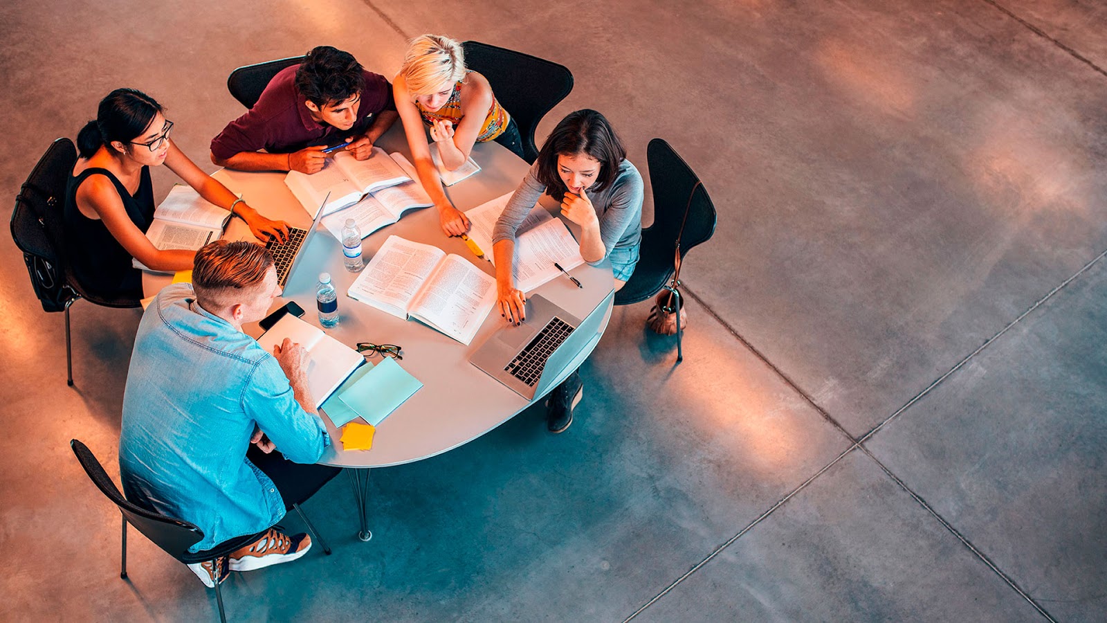 La ética en la vida cotidiana y el trabajo.