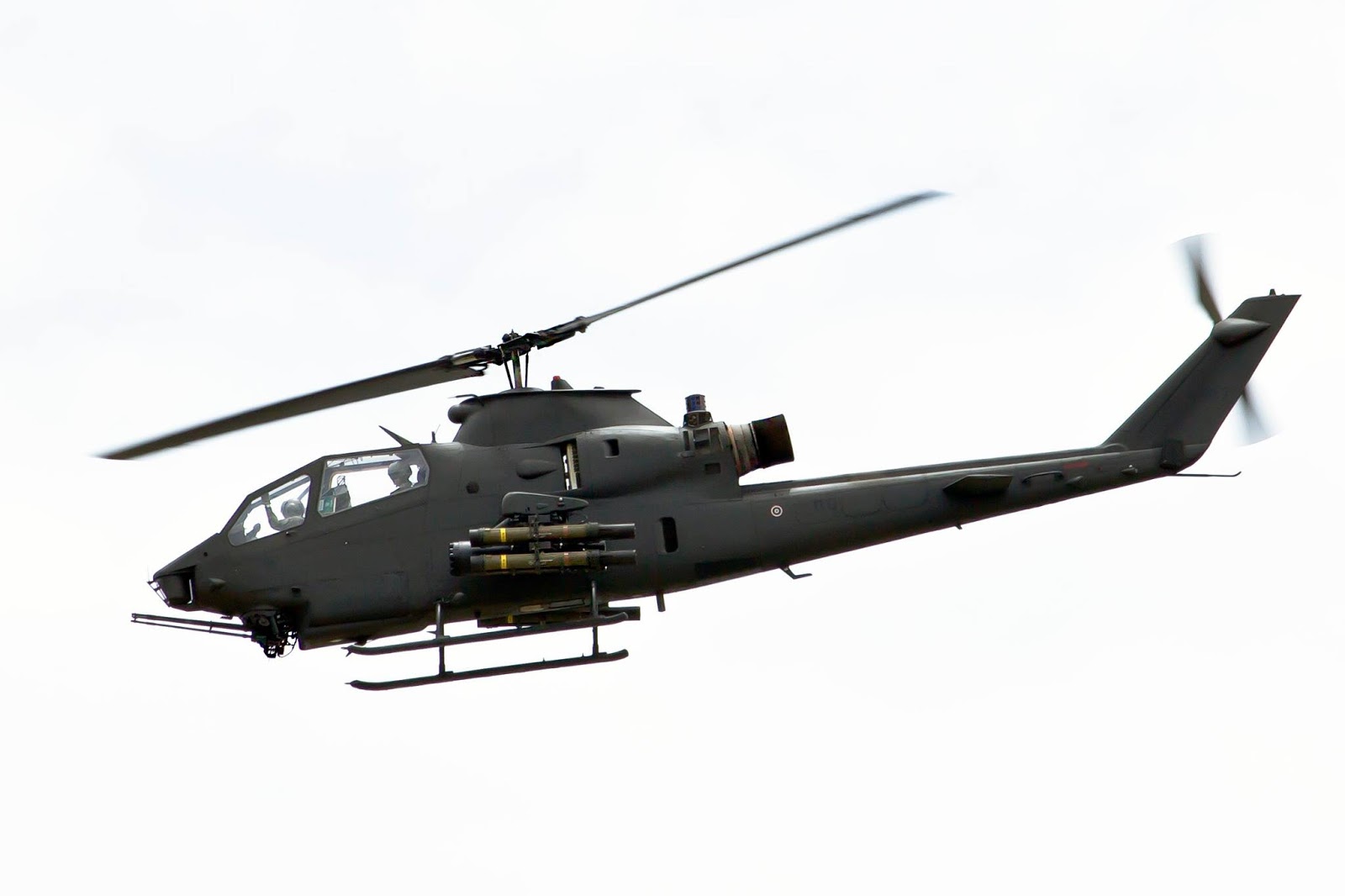 THAIDEFENSE-NEWS: ประมวลภาพ AH-1F Cobra และ AS550 C3 Fennec