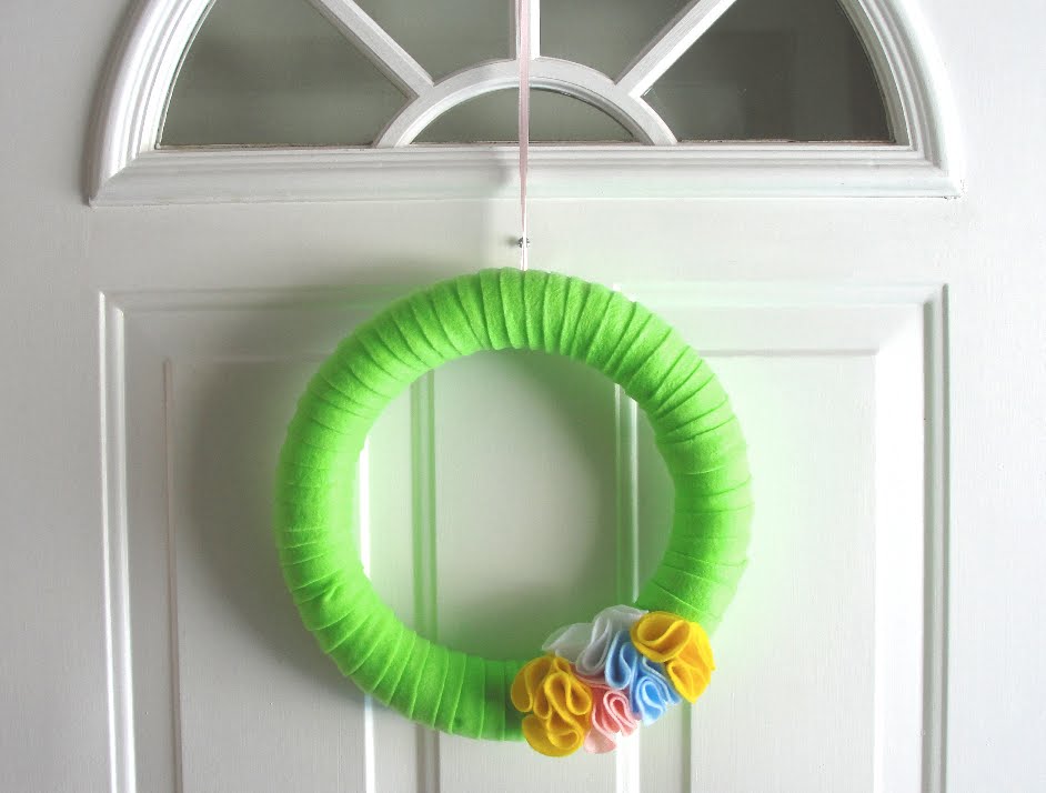 The Pursuit of Happiness: Felt Flower Spring Wreath