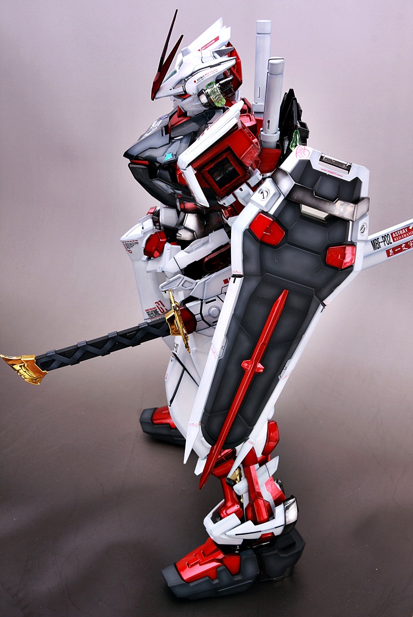 GUNDAM GUY: PG 1/60 Astray Red Frame - Painted Build