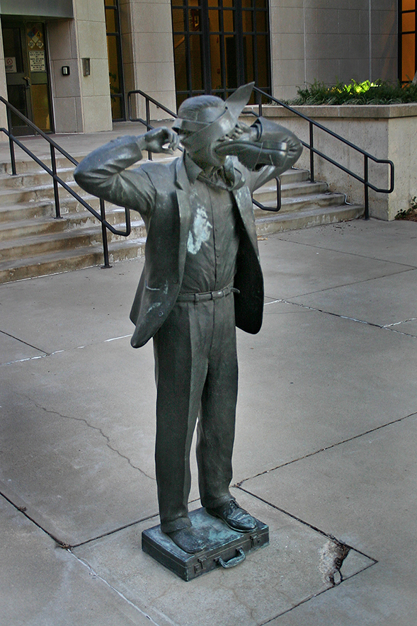 Statues Quo: Modern communication (Communication moderne)