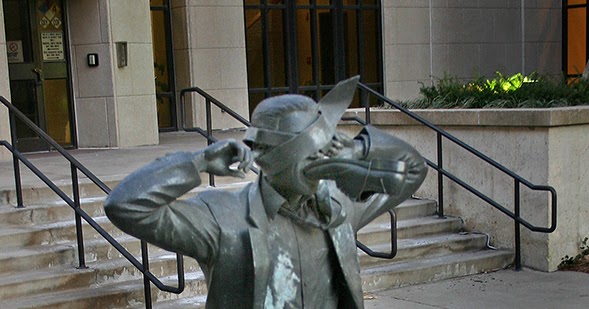 Statues Quo: Modern communication (Communication moderne)