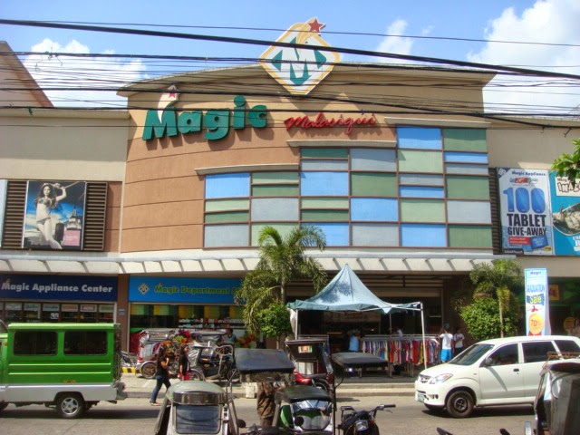 P'NAN NEWS: MAGIC MALL OWNERSHIP TRANSFERS TO TOWN?