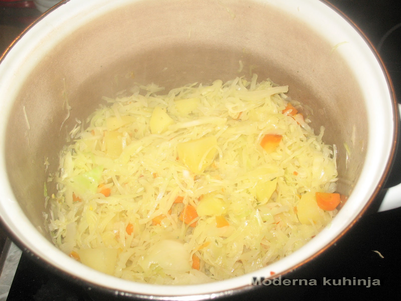 Slatki kupus ( čušpajz ) sa Štefani pečenjem - Moderna kuhinja - na moj ...