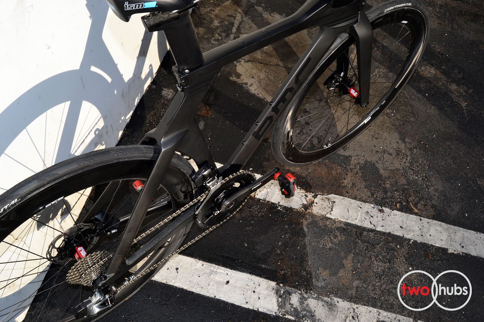 www.twohubs.com: BMC Time Machine 01 Disc SRAM Red eTap Enve Composites ...