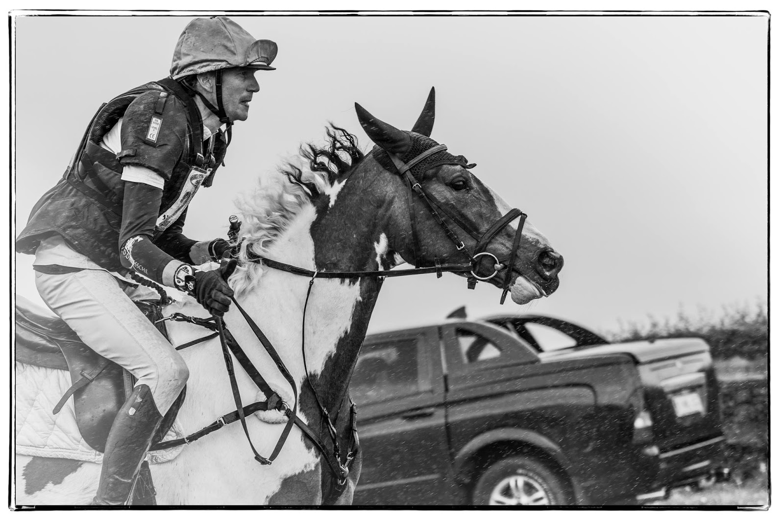 Equine 500: Indoor Cross Event Reuver met Brecht Vandendriessche