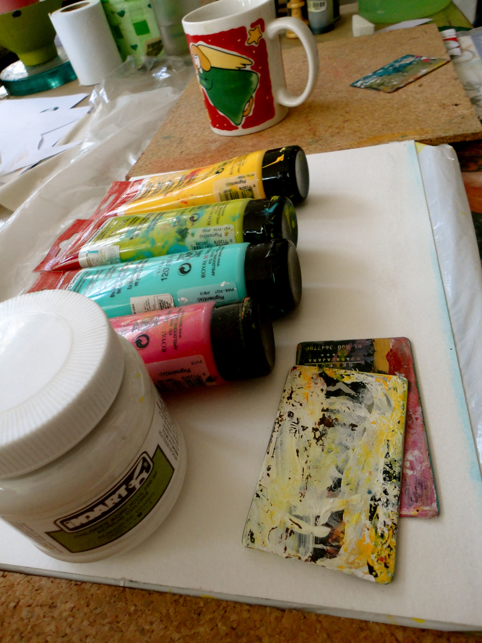 Hands and Heart: Artsy Crafty, Beautiful Hand-Heart Made Cards!