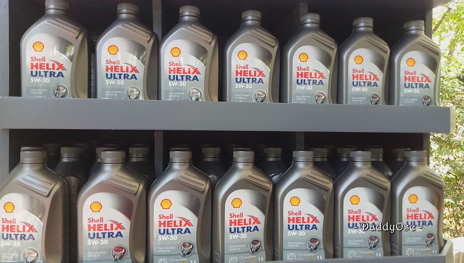 SHELL Helix Ultra Gives Ultimate Engine Performance and Protection ...