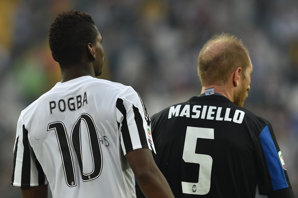 Paul Pogba Wishes Pele a Happy Birthday with Shirt Message - Footy ...