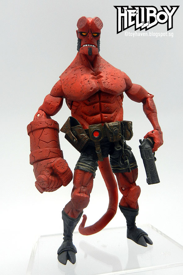 toyhaven: Mezco Toyz 2005 released highly accurate Mike Mignola comic ...