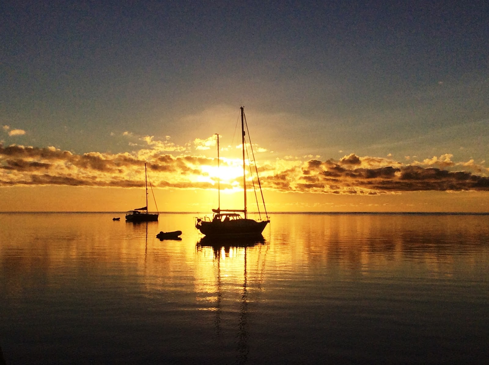 Dreamtime Sail: Great Barrier Reef hopping, first stop Fitzroy Reef