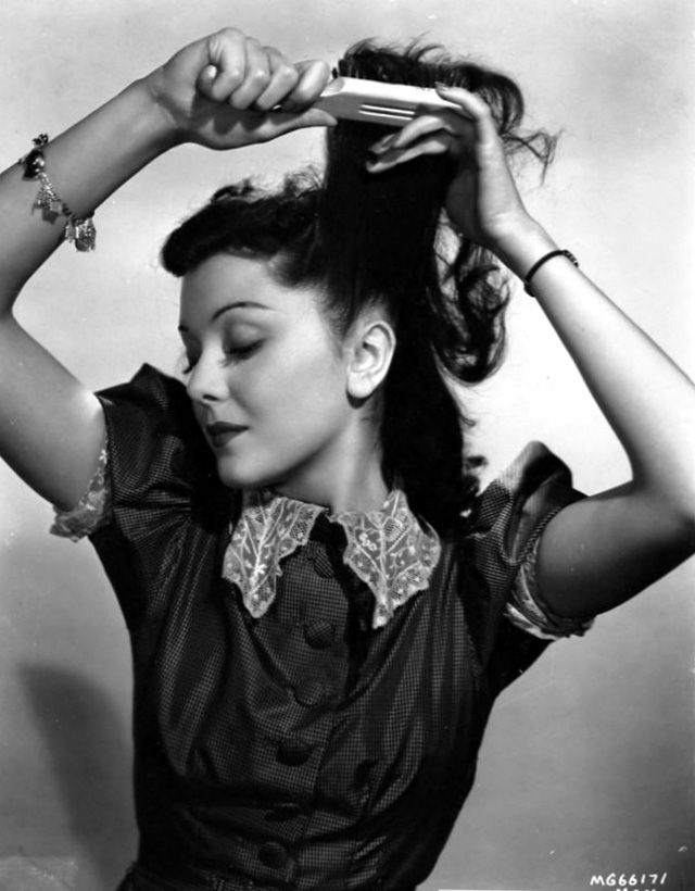 50 Glamorous Photos of Ann Rutherford in the 1930s and 1940s ~ Vintage ...