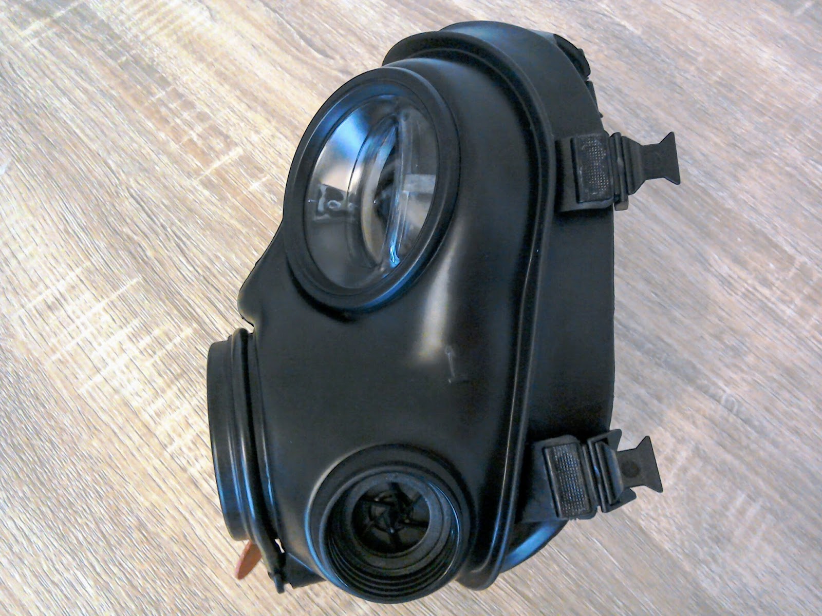 Mr. Aphoristic: British S10 NBC Respirator Part 2 - 2009