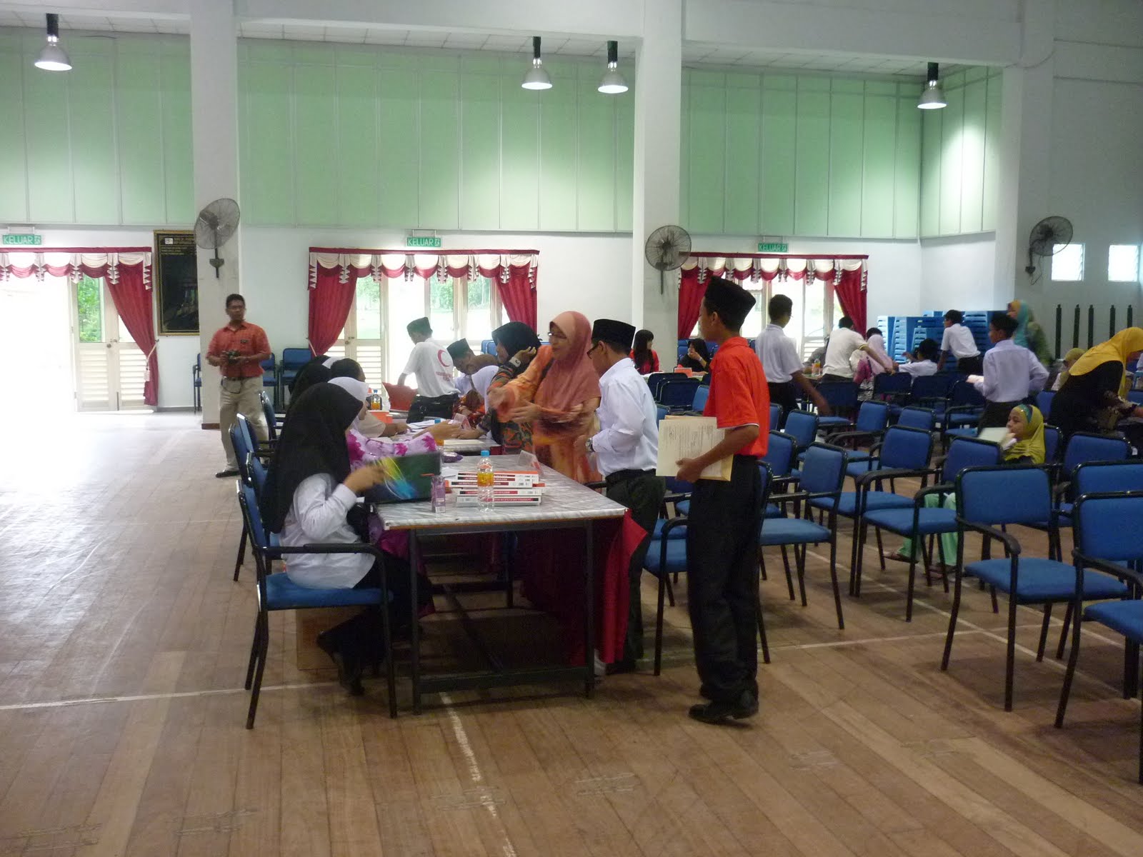 SEKOLAH BERASRAMA PENUH INTEGRASI JEMPOL BULETIN: June 2011