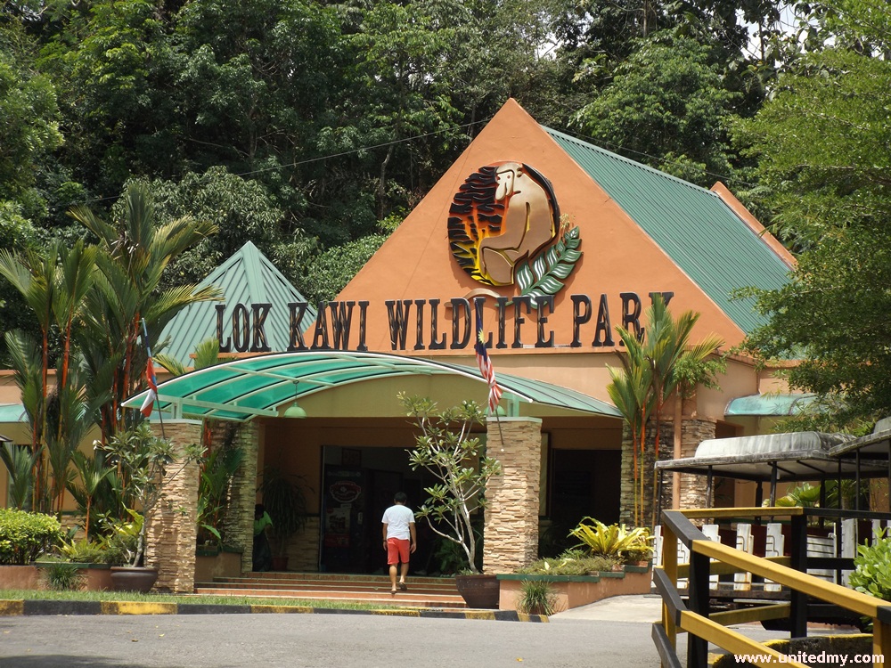 Lok Kawi Wildlife Park with Elephant and Tiger | Unitedmy