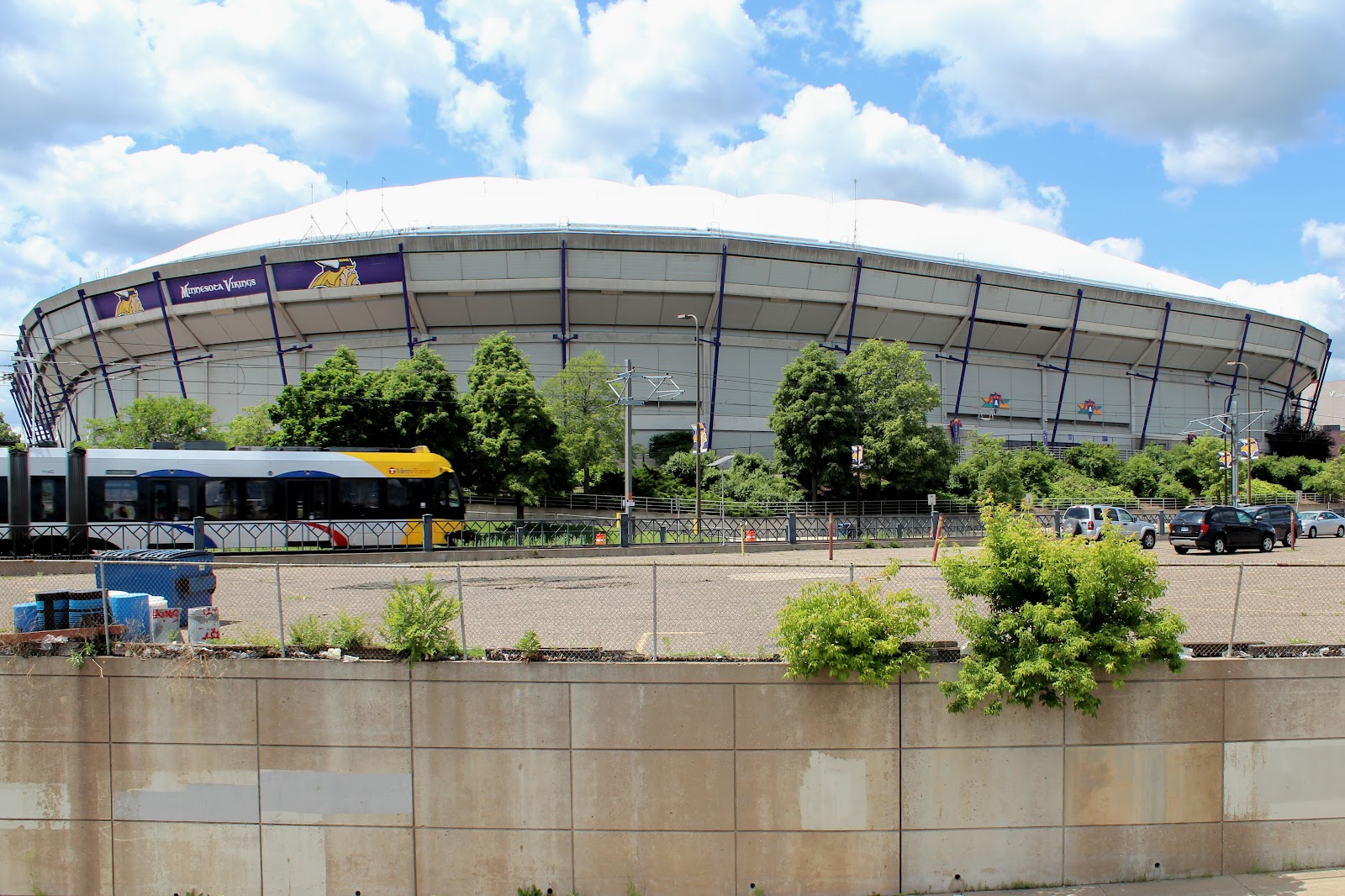 Minneapolis Metrodome: Metrodome Photos