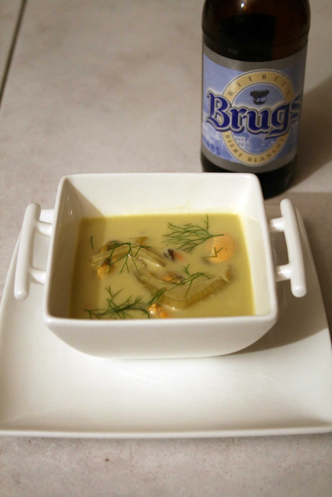 Mosselsoep met Brugs tarwebier, venkel en witloof - Hap en Tap
