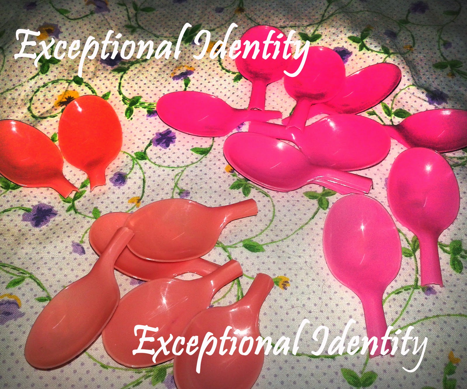 Exceptional Identity: DIY ..Flower Pendant out of disposable plastic spoons