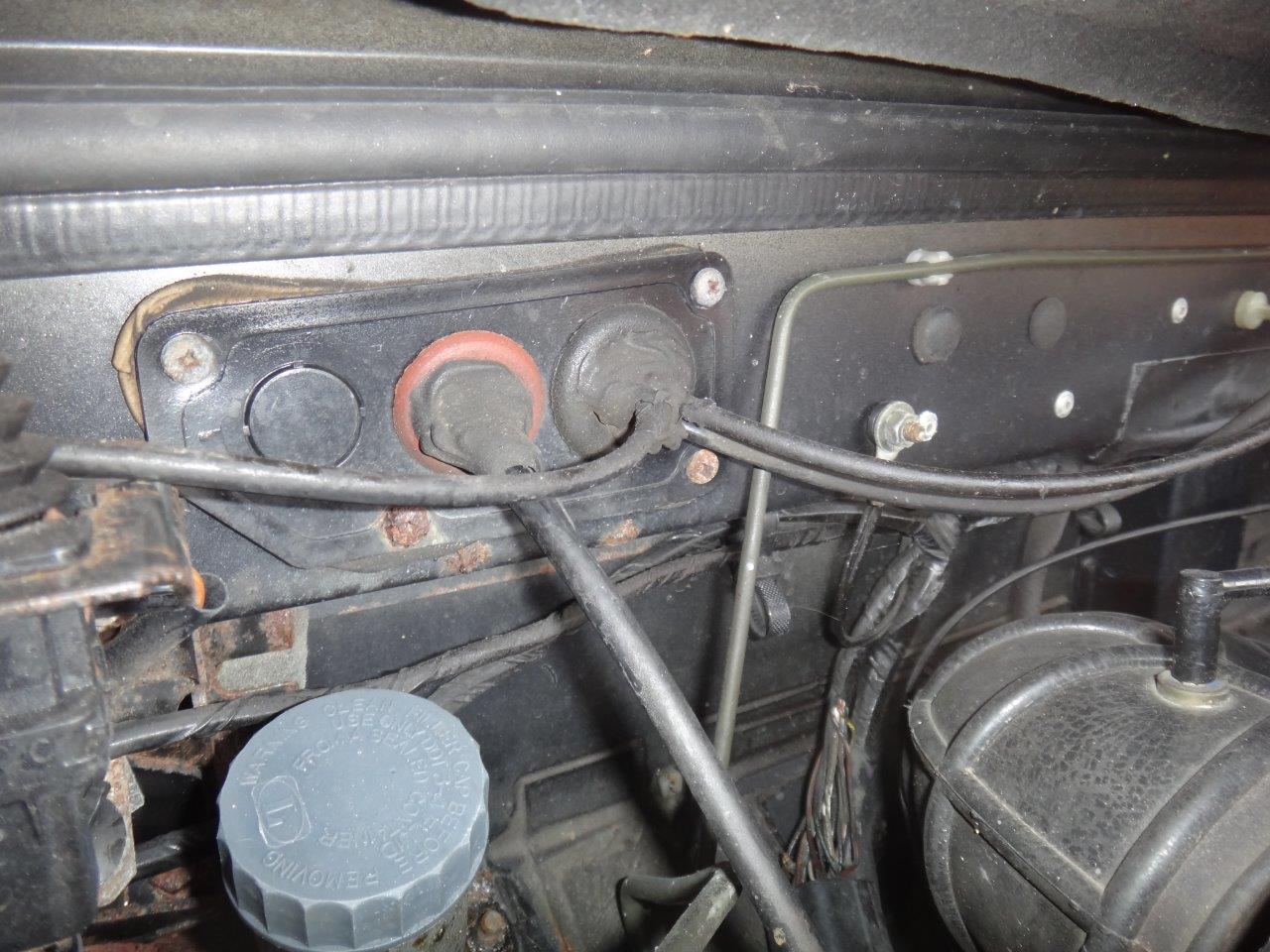 Sluggie the Defender: Radio Aerial