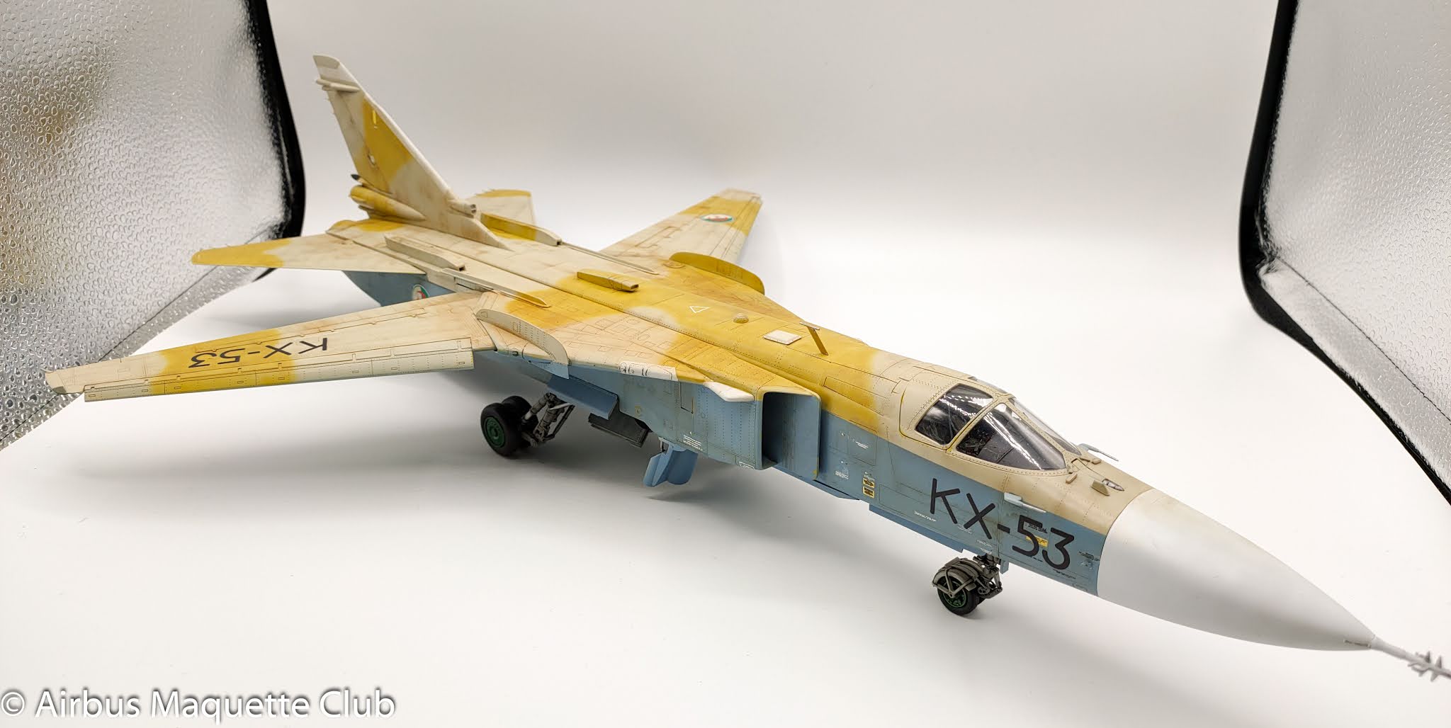 Airbus Maquette Club: [Trumpeter] Sukhoï Su-24 Fencer D au 1/48 par Paul