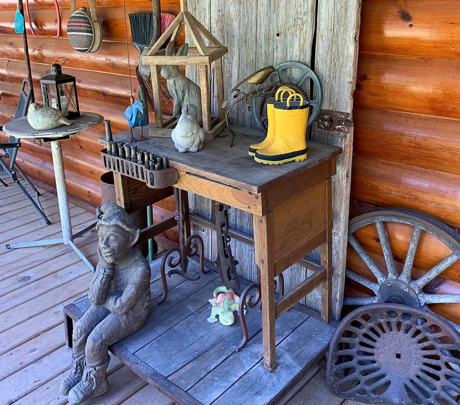 More of Dana's Fun Outdoor Junk Decor & West Tischer Cottage ...