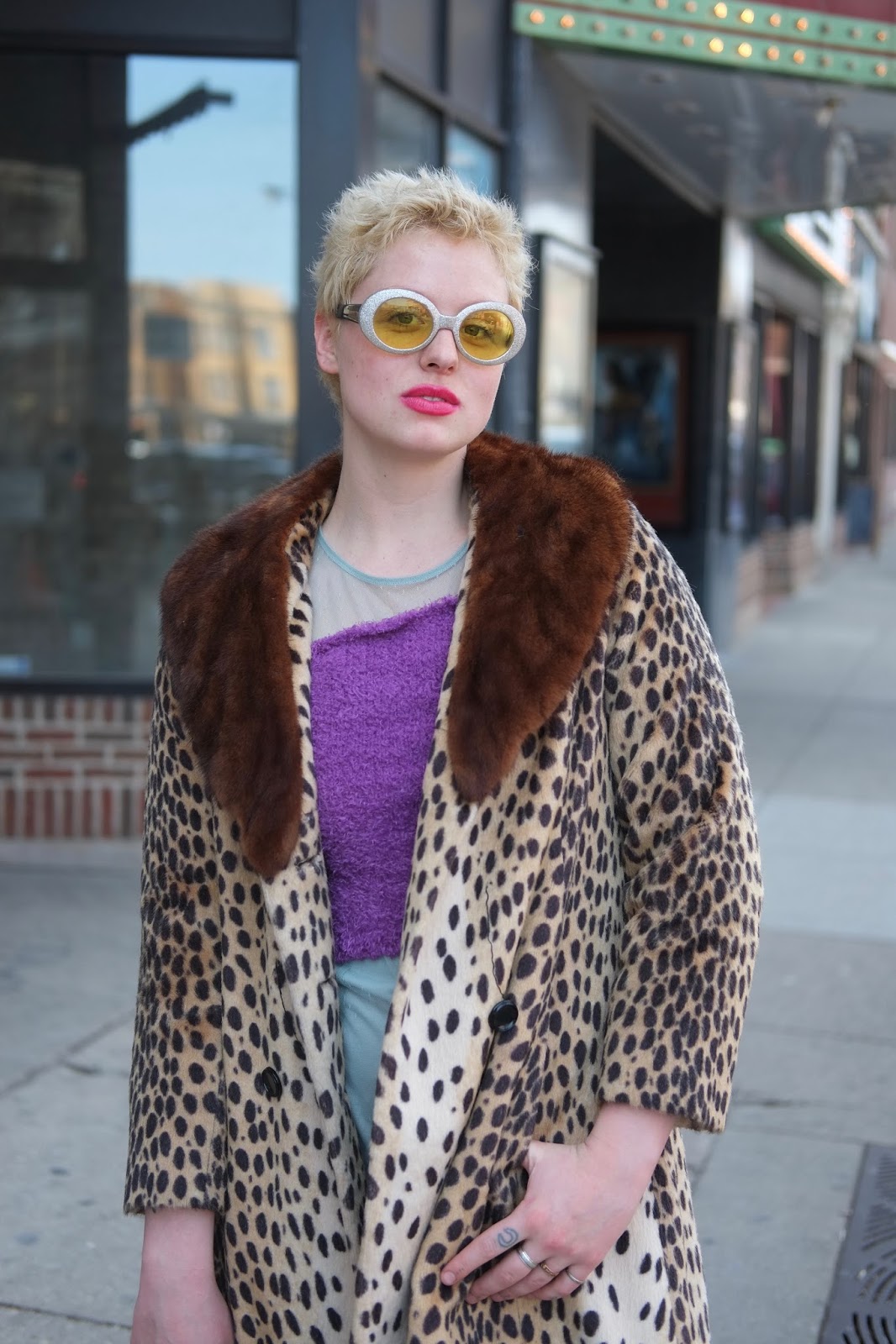 Isabelle | CHICAGO LOOKS ***** a Chicago Street Style + Fashion Blog*****