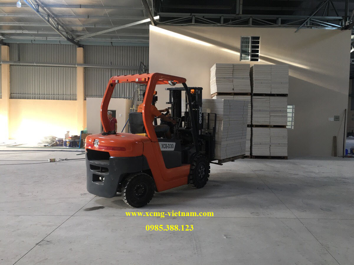 Xe nâng xcmg 3 tấn XCB-DT30 - www.xcmg-vietnam.com