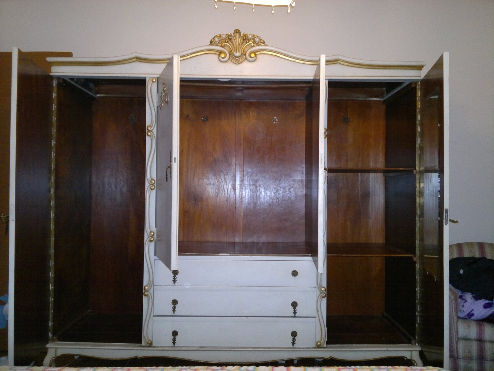 Fazendo Arte com a Ju Martini: Renovando meu quarto - etapa: Guarda ...