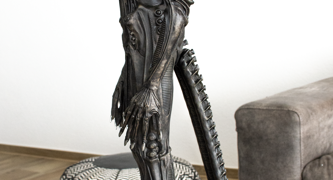 Coolprops Alien 1 Big Chap 1/3 maquette - approved by H.R. Giger Museum