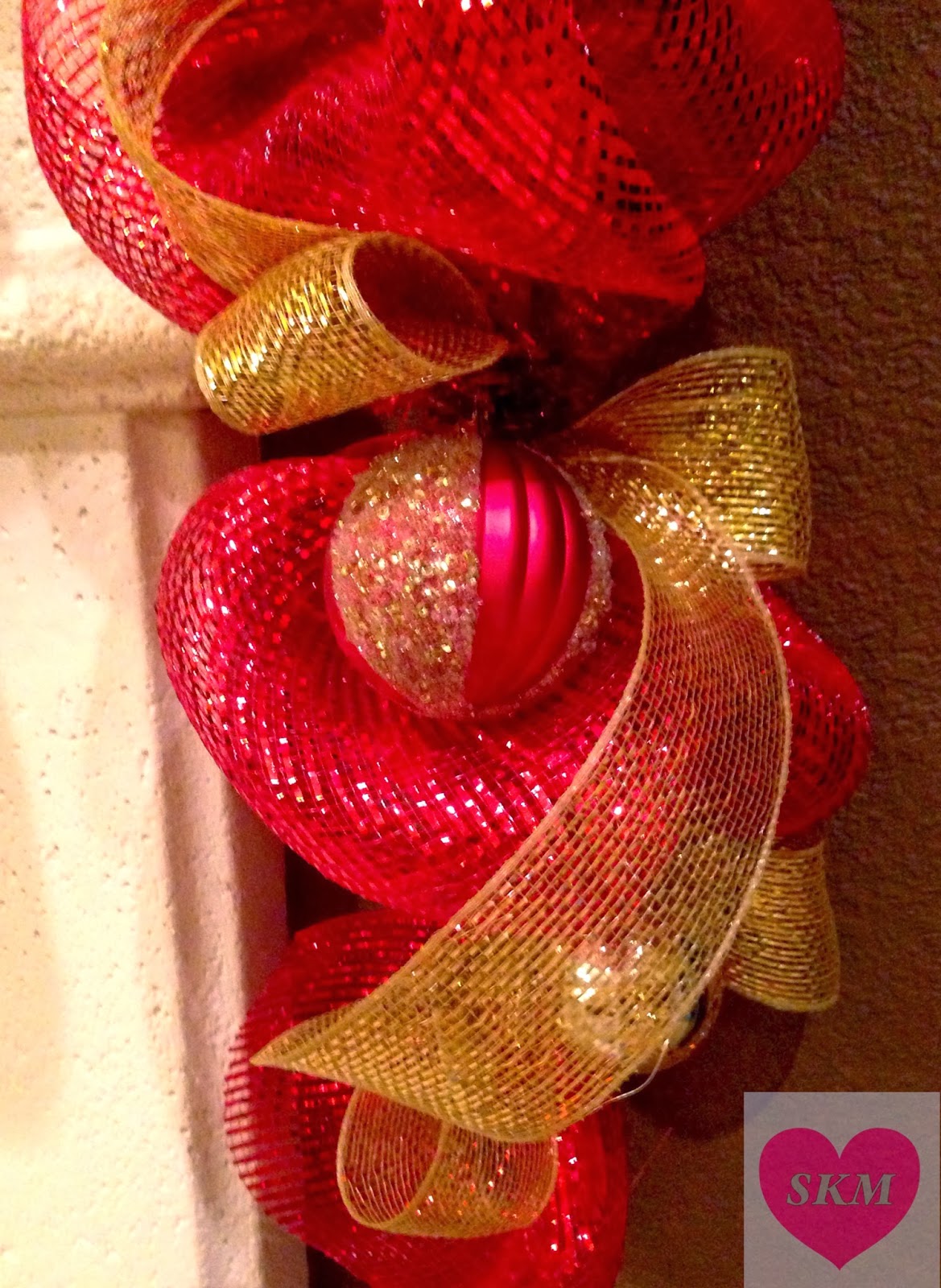 Ramble On: Deco Mesh Garland How To